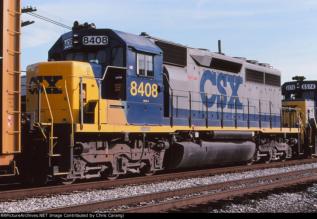 CSXT 8408 on Q276
